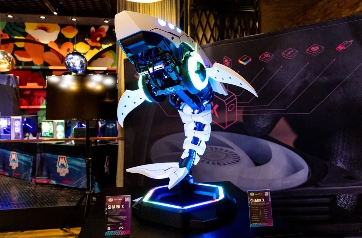 CASE COOLER MASTER SHARK X - WHITE (PHIÊN BẢN GIỚI HẠN, KÈM NGUỒN SFX, TẢN NHIỆT NƯỚC AIO)